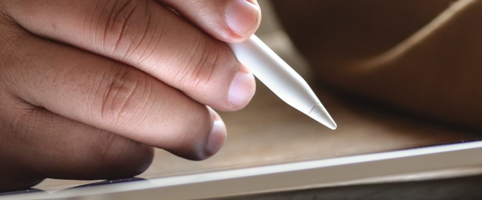 HelloSign vs. DocuSign: The Ultimate Comparison | Signaturely